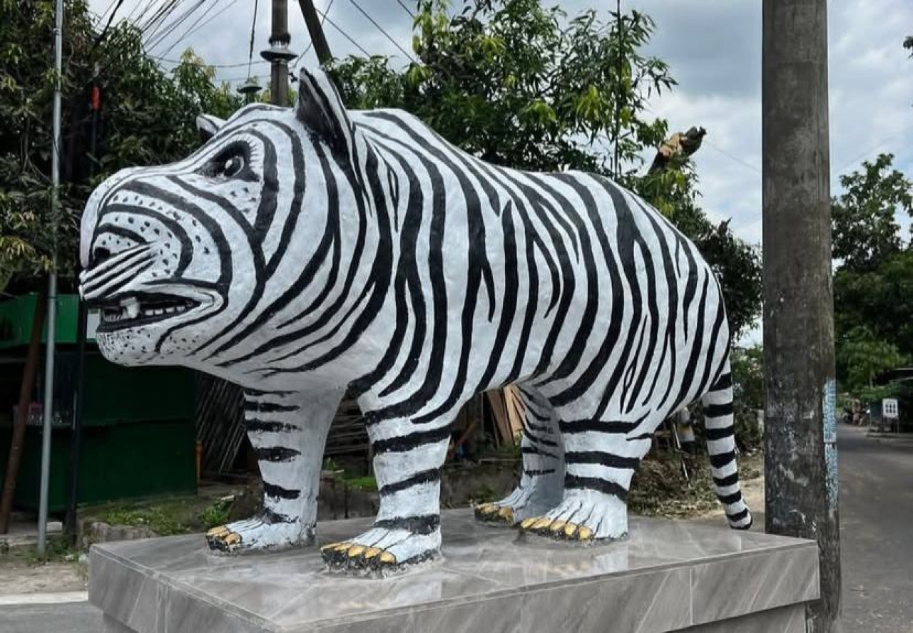 Macan atau Zebra? Patung Ikonik di Kediri Mendadak Viral Karena ...