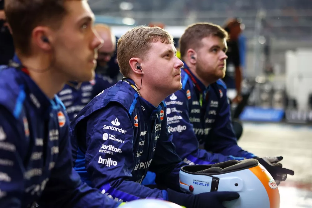 Drama Williams Racing: Mobil FW48 Telat Produksi tapi Siap Gaspol di ...